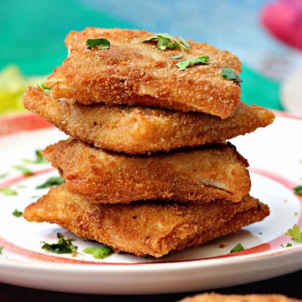 Chicken and Cheese Box Patties - Chili to Choc