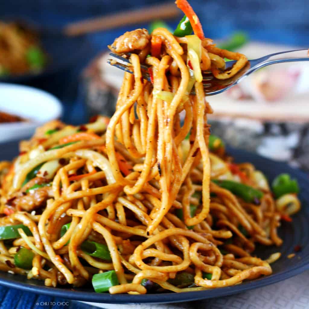 Desi Chow Mein - Chili to Choc