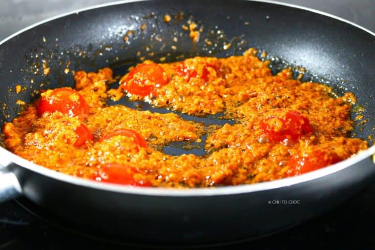 Pasta With Pesto Rosso (Sun-Dried Tomato Pesto) - Chili to Choc