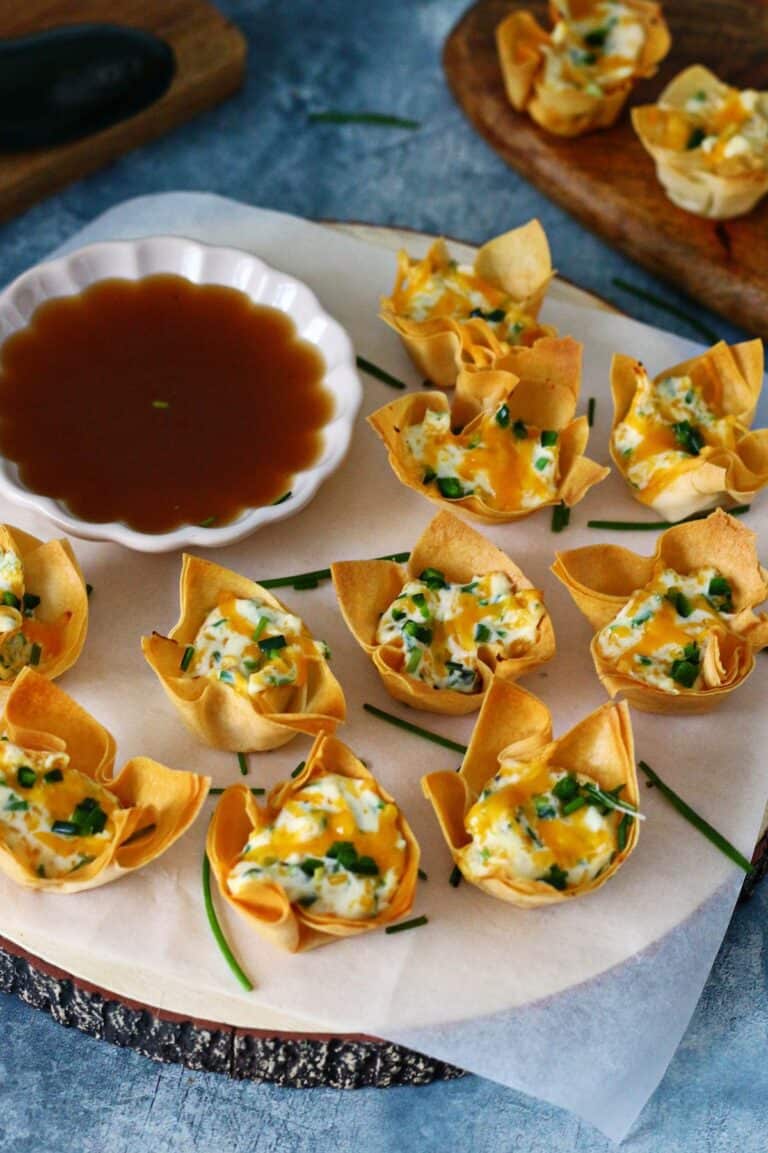 Crispy Jalapeño Popper Wontons - Chili to Choc